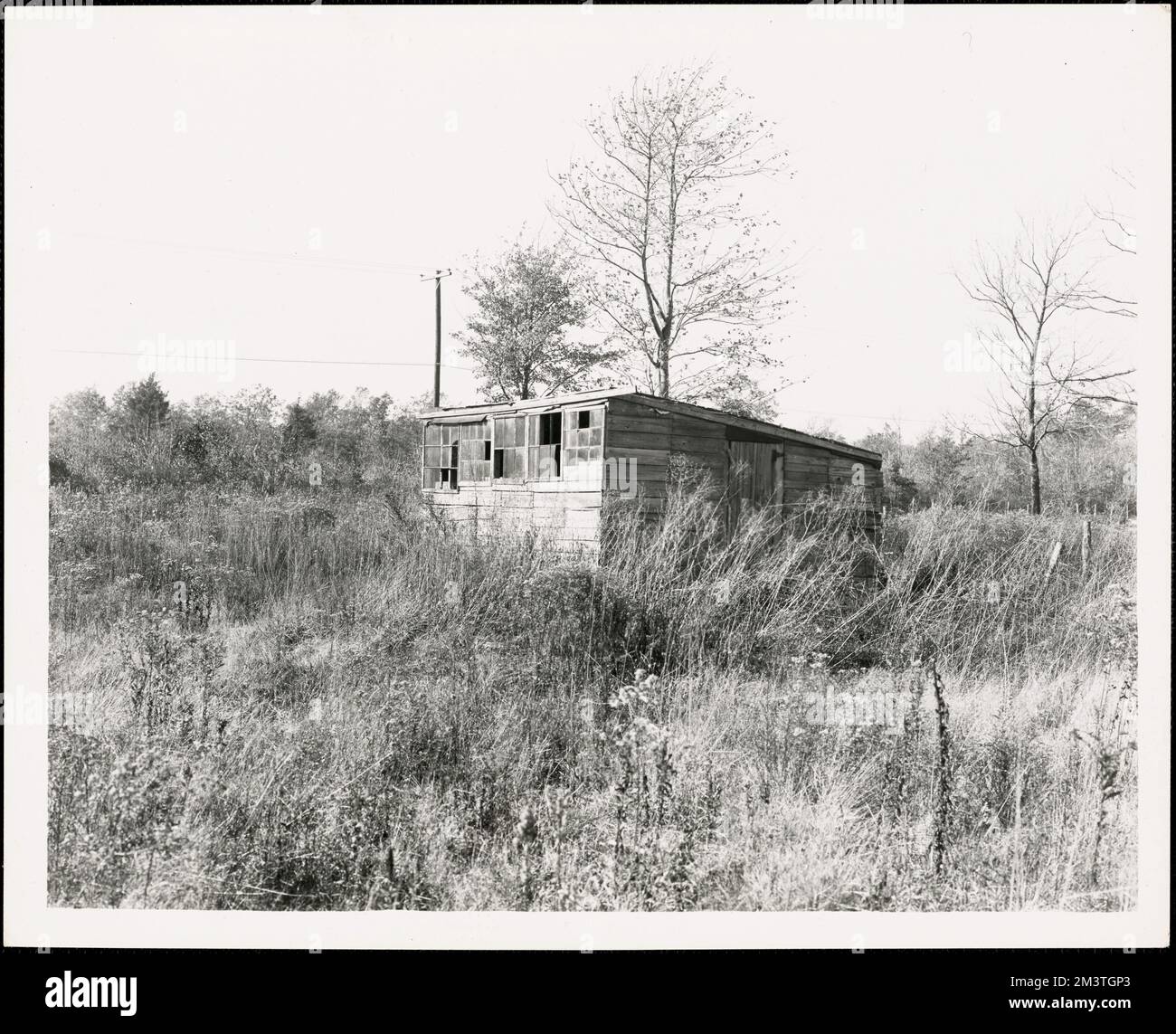 Photographs of military facilities hi-res stock photography and images ...
