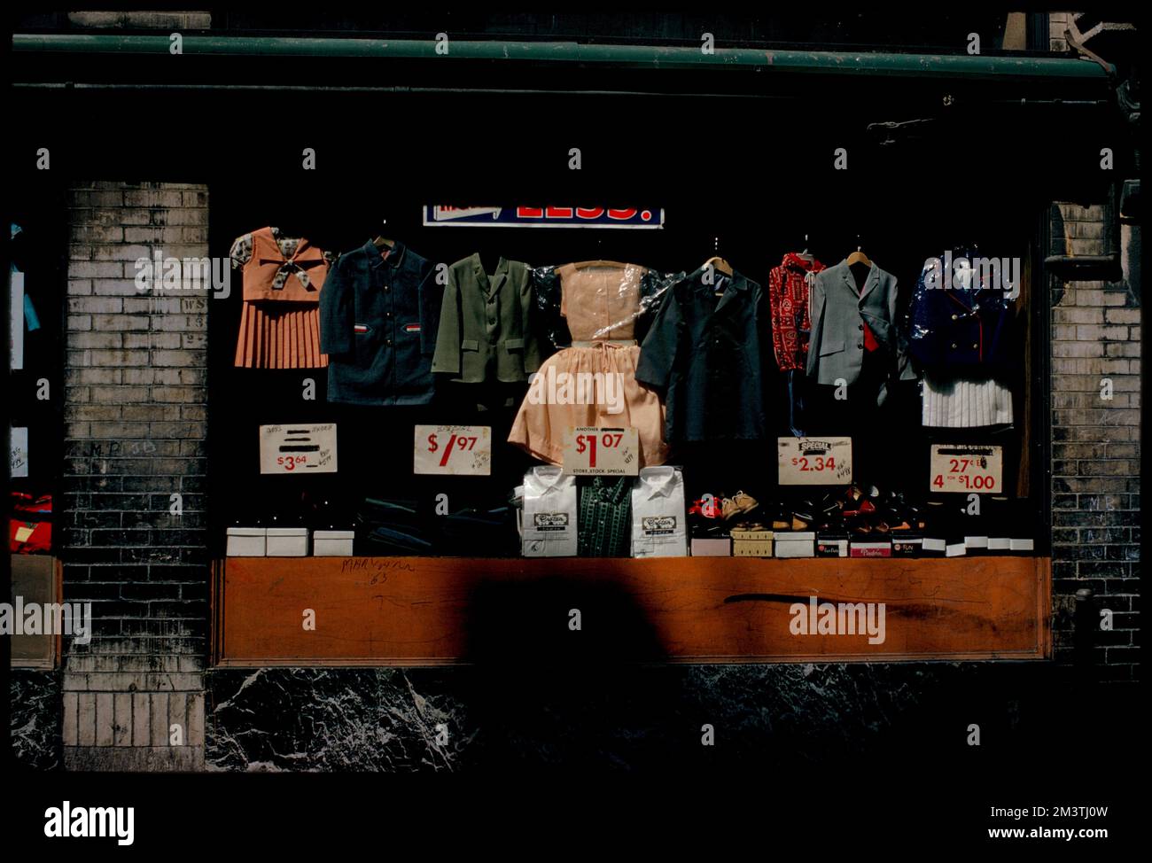 Shop window with clothes on display, likely Boston , Clothing stores ...