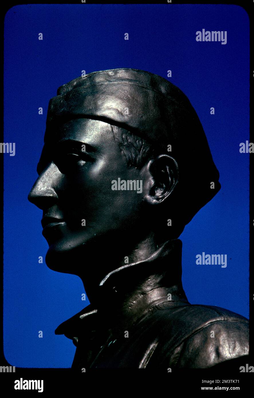 Side view of sculpture of man's head and shoulders, Boston Common ...
