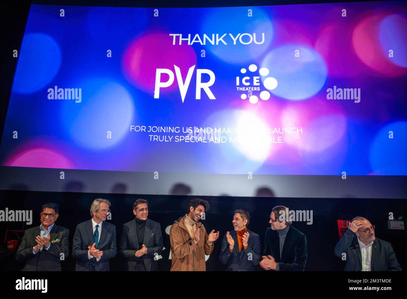 (L to R) Sriram Khattar, Chief Executive Officer, DLF Rental Business ...