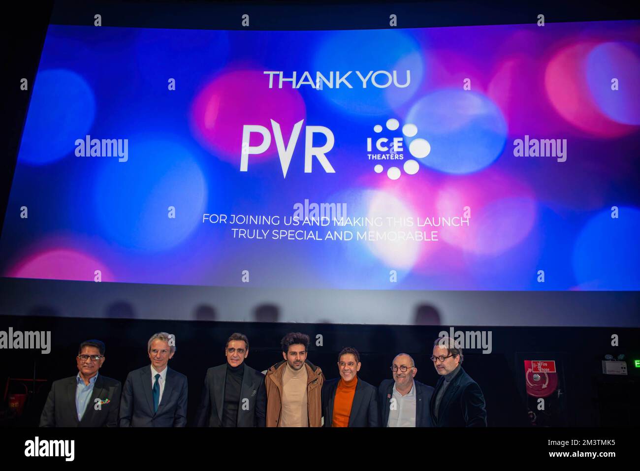 (L to R) Sriram Khattar, Chief Executive Officer, DLF Rental Business ...