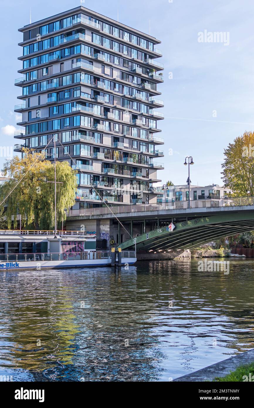 Berlin, Germany - October 9, 2022: Spree River embankment Schleswiger ...