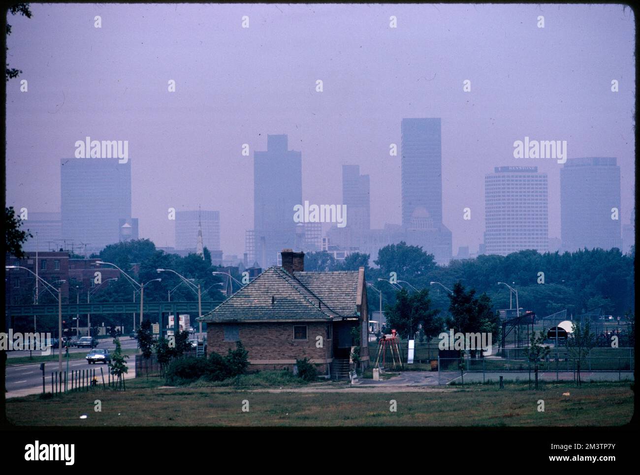 Smog from Columbia Circle , Cities & towns, Skyscrapers, Air pollution ...