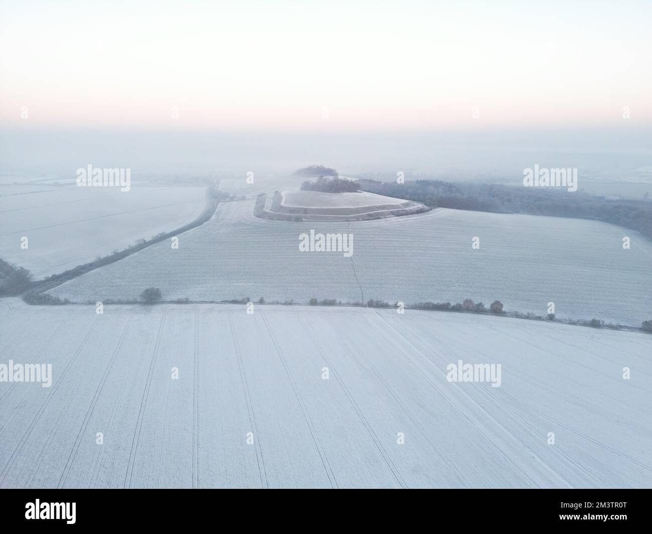 Wittenham clumps aerial hi-res stock photography and images - Alamy