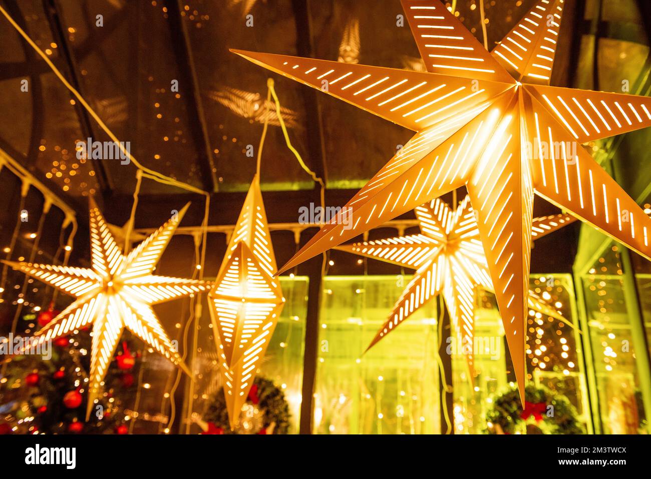 Star ceiling lamps hi-res stock photography and images - Alamy