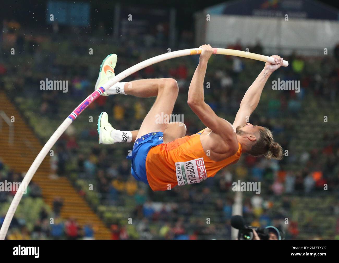 Rutger koppelaar pole vault hi-res stock photography and images - Alamy