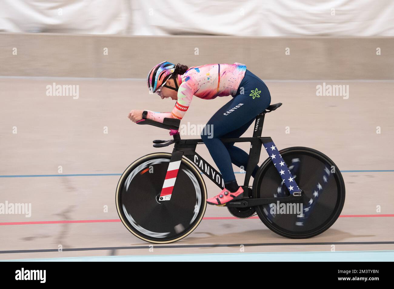 Individual pursuit World champion Chloe Dygert training on her new ...