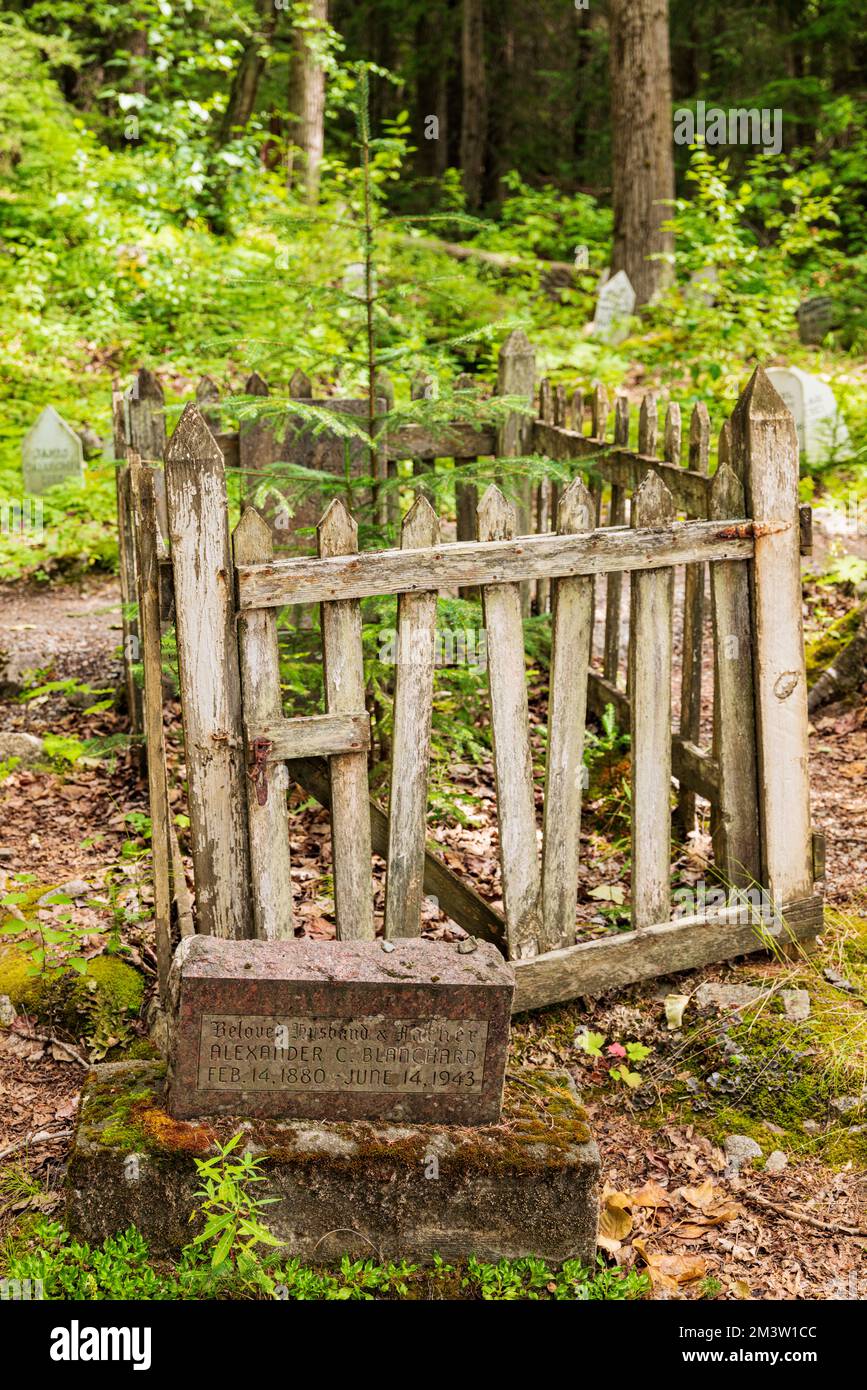 Tombstones & grave markers; Pioneer Cemetery; Gold Rush Cemetery ...