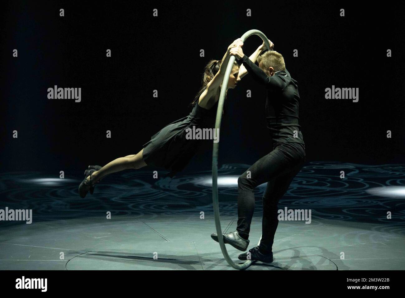 Duisburg, Deutschland. 16th Dec, 2022. The duo ACRORT, CAR-RAD ...