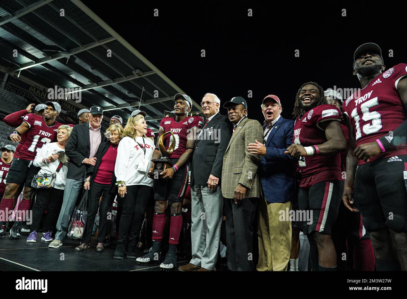 Orlando, Florida, USA, December 16, 2022, Troy Trojans players, Coach ...