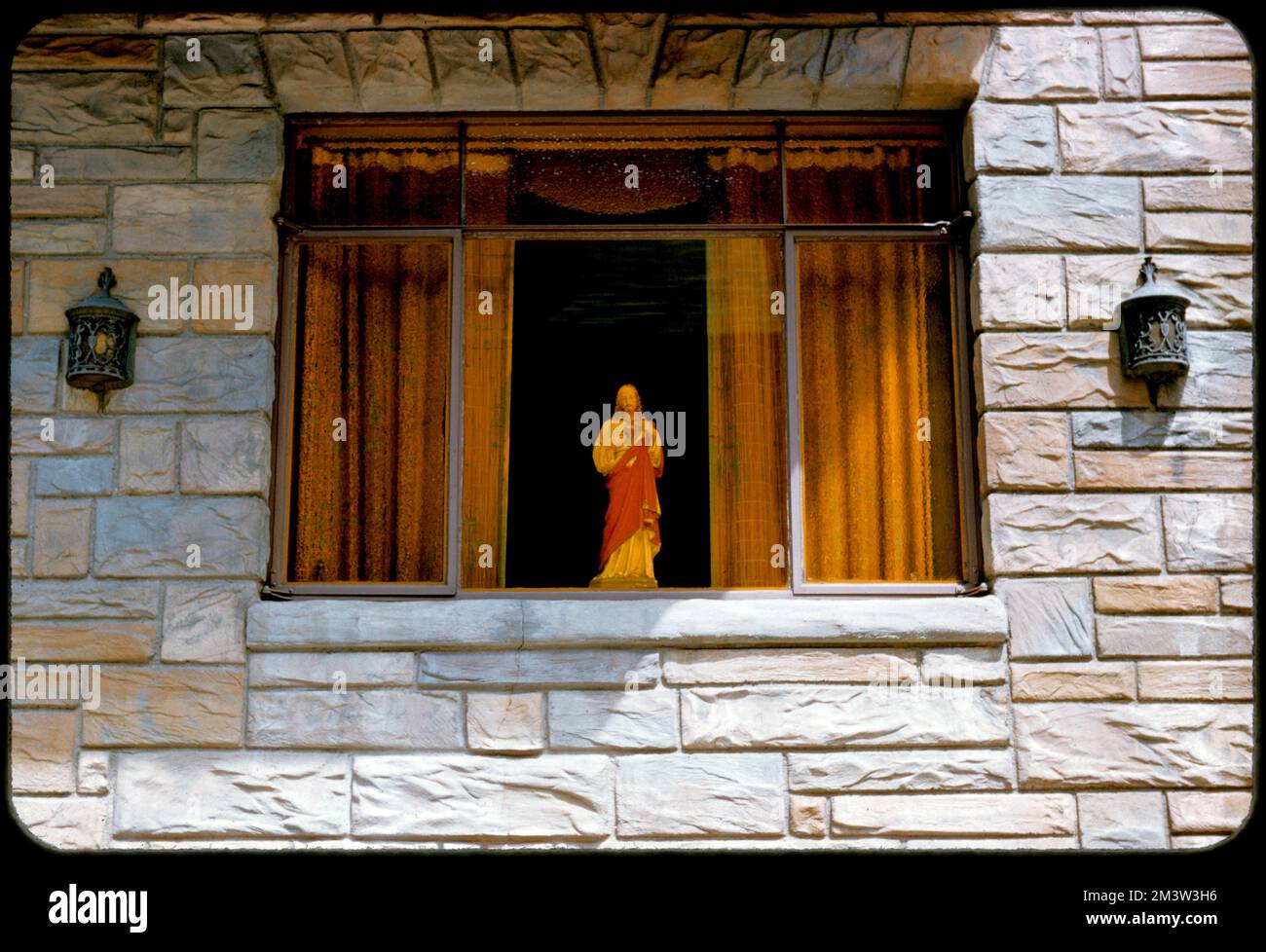 St. Joe, statue, window, North End , Windows, Sculpture, Jesus Christ ...