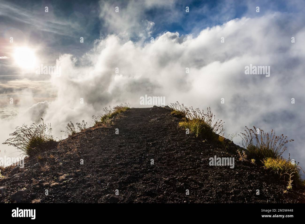Mt gunung agung hi-res stock photography and images - Alamy