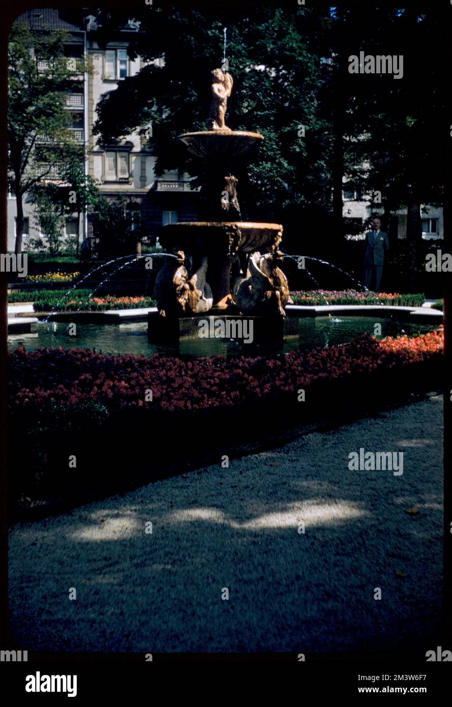 Statue, Leicester Square , Fountains. Edmund L. Mitchell Collection ...