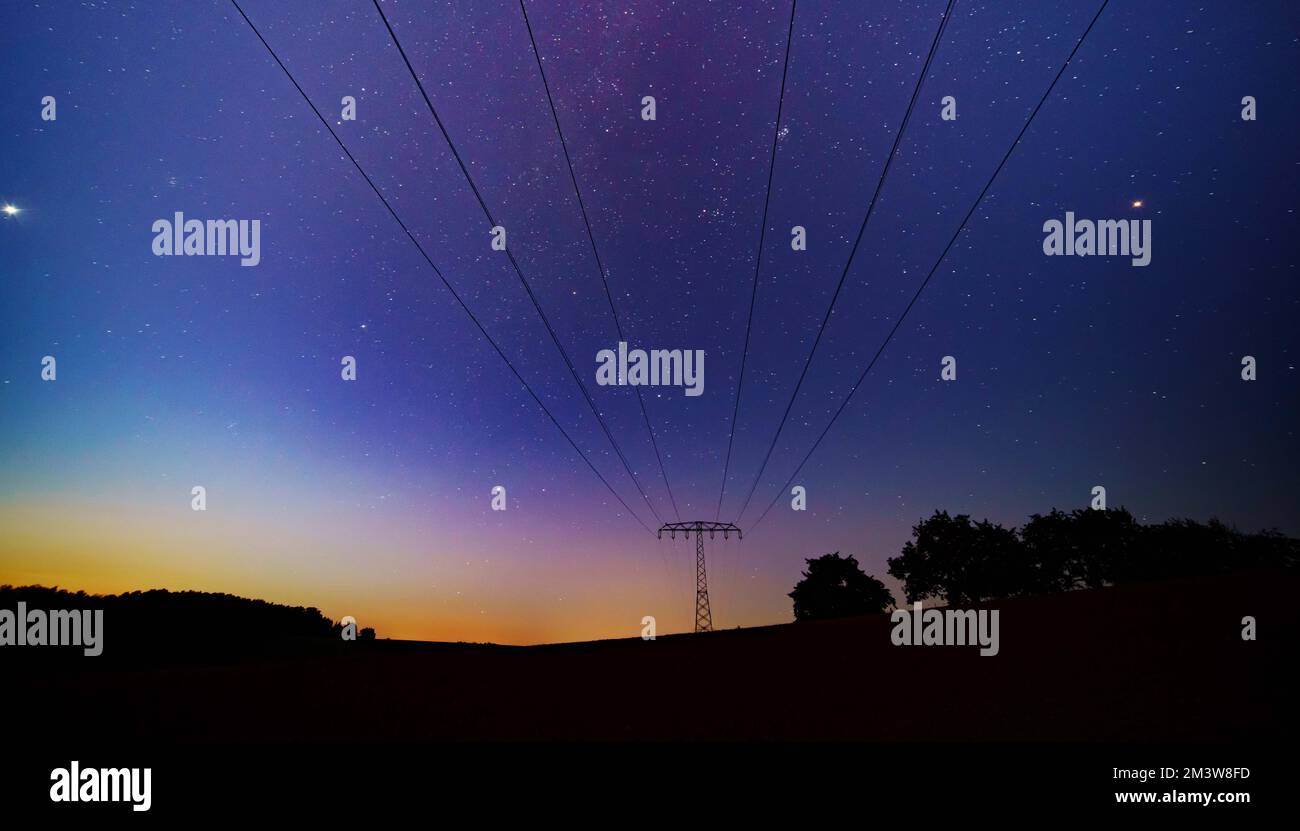 Lines sky night hi-res stock photography and images - Alamy