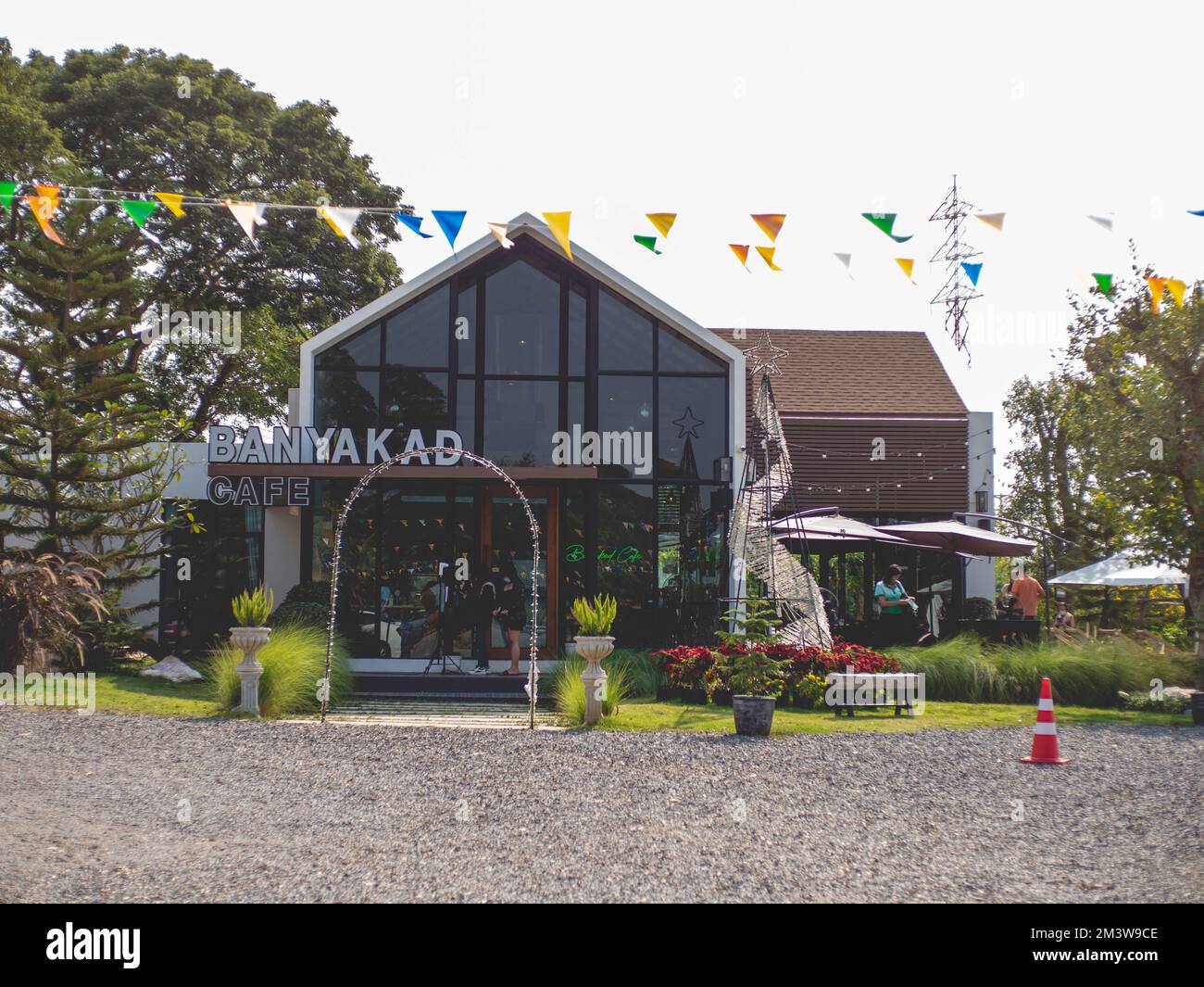 Cafe and nature Stock Photo - Alamy