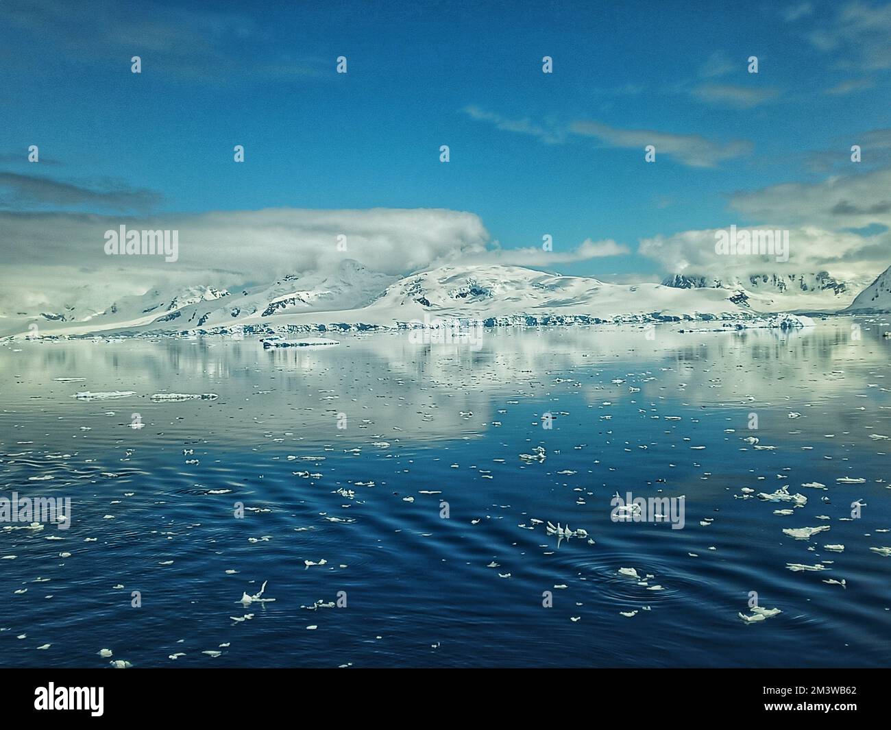 antarctica,antartica,antarctica landscape,nature,ice filled mountains ...