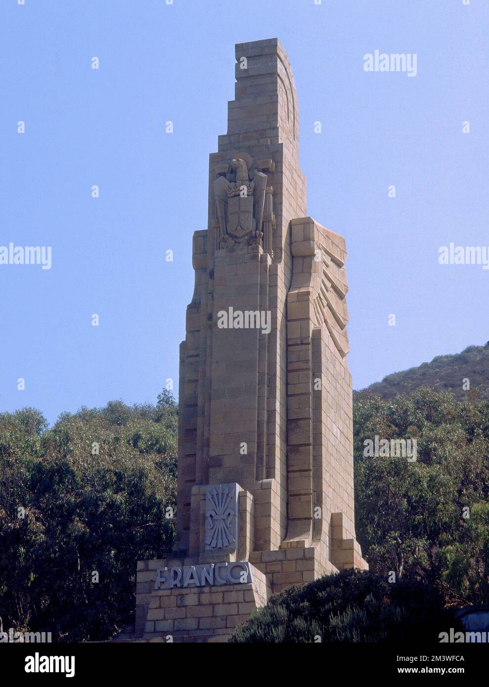 MONTE HACHO-MONUMENTO A FRANCO - FOTO AÑOS 90. Location: EXTERIOR ...