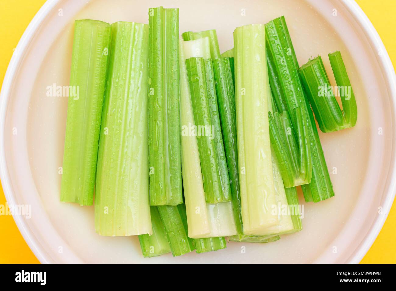 Grow celery in water hi-res stock photography and images - Alamy