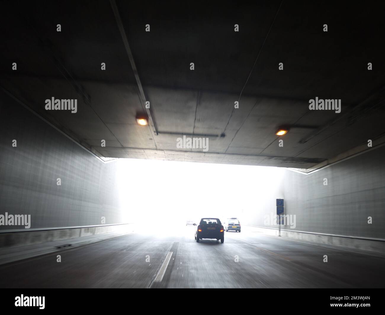 tunnel on freeway Stock Photo - Alamy