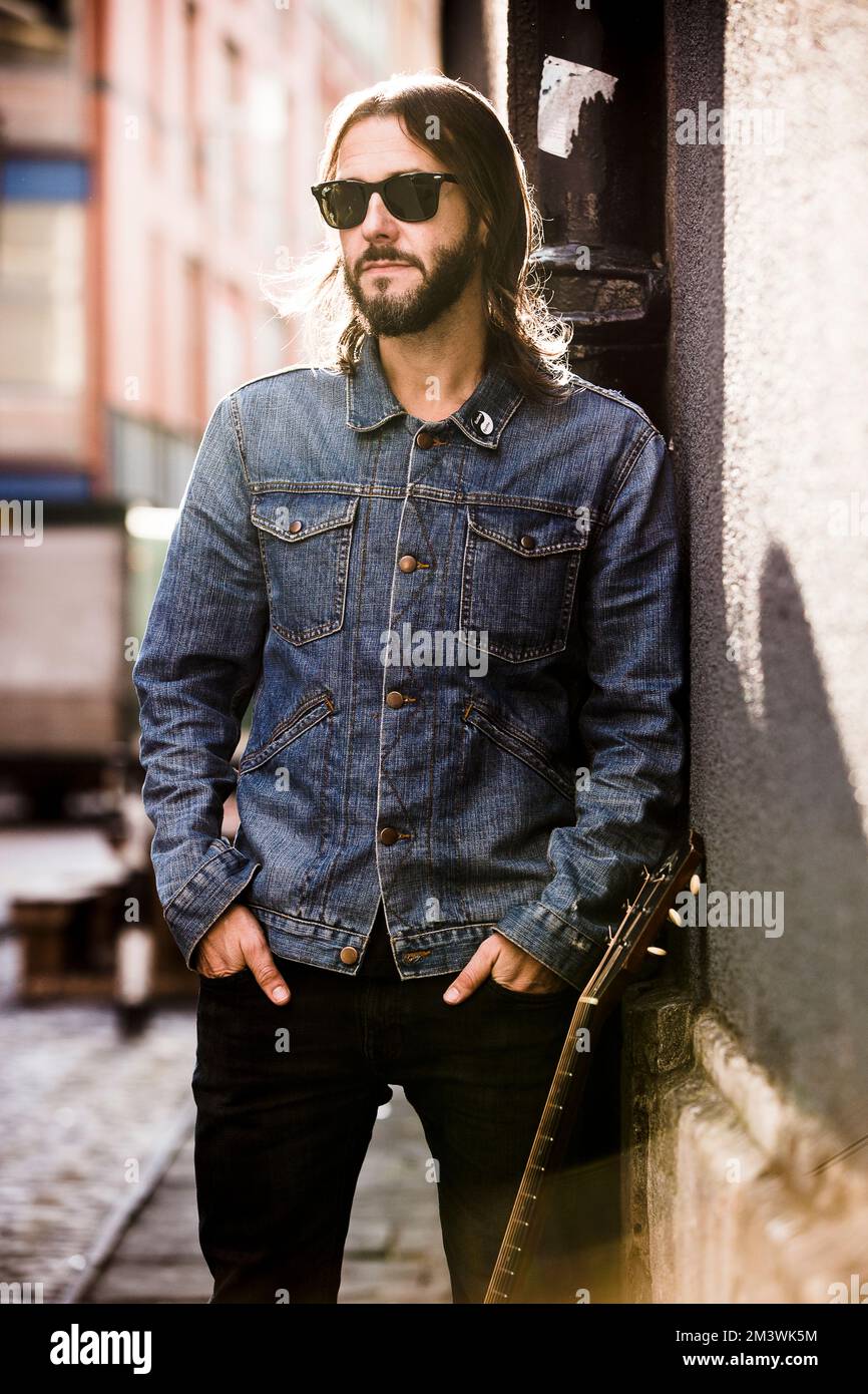 Portrait of Grant Nicholas, vocalist and guitarist in Feeder ...