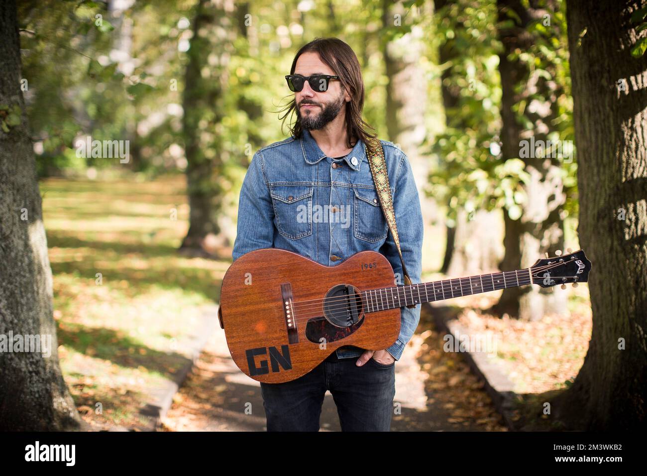 Portrait of Grant Nicholas, vocalist and guitarist in Feeder ...