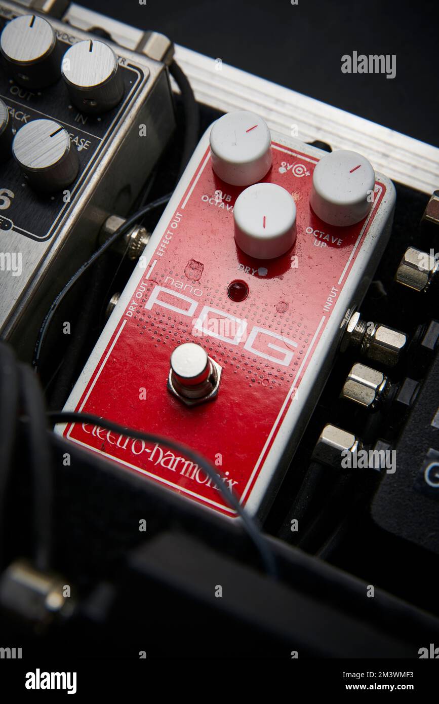 The pedal board of guitarist Gem Archer, former Oasis guitarist and ...