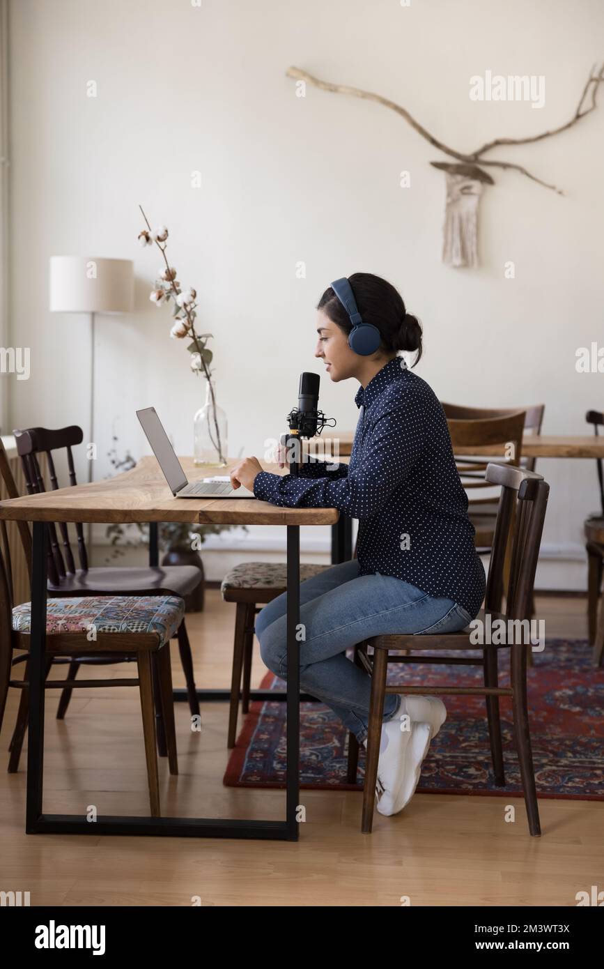 Indian music equipment hi-res stock photography and images - Alamy