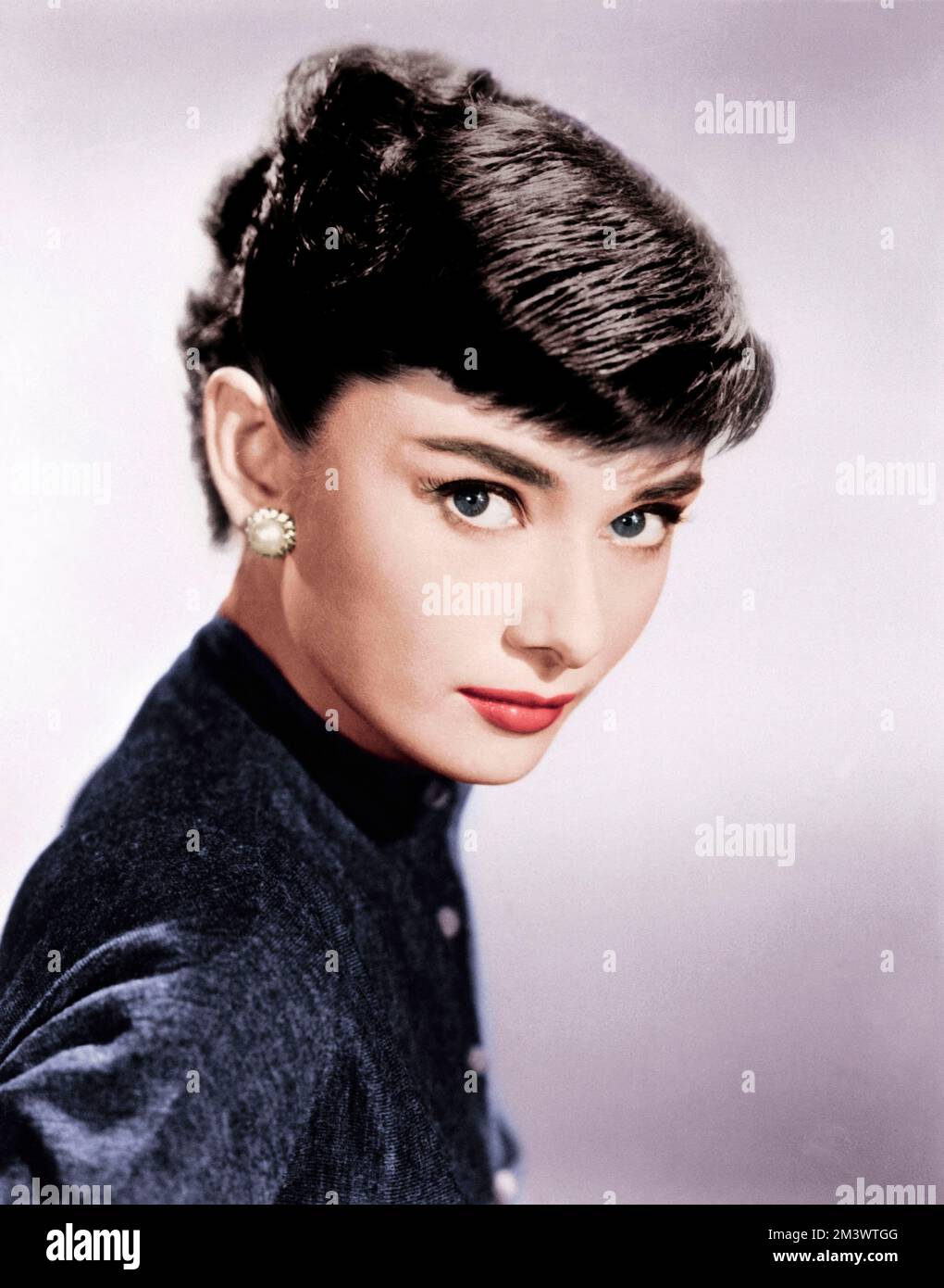 Audrey hepburn roman holiday hi-res stock photography and images - Alamy