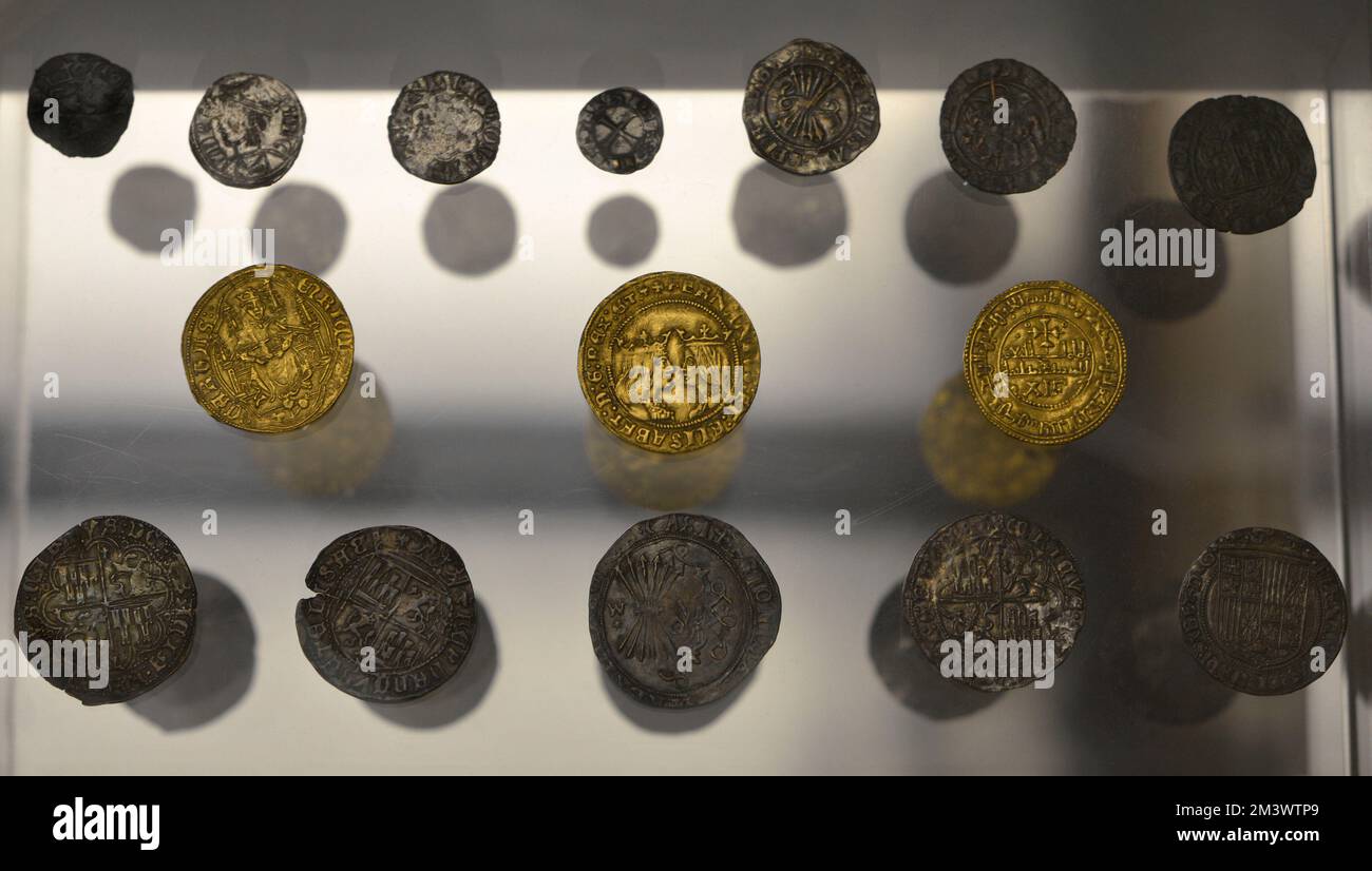 Silver coins medieval hi-res stock photography and images - Alamy