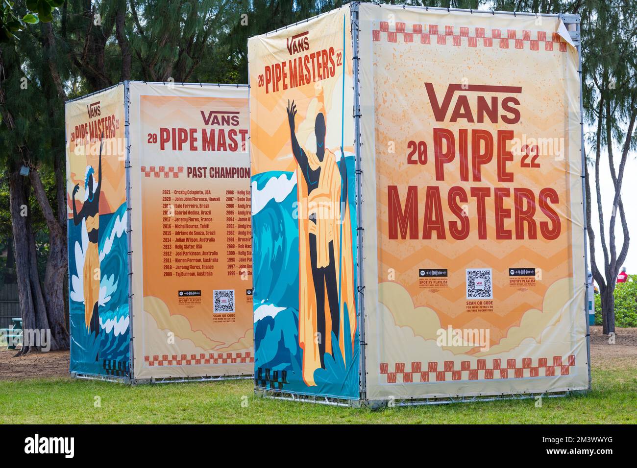 Haleiwa, HI, USA. 16th Dec, 2022. Atmosphere pictured at the Vans 2022 ...