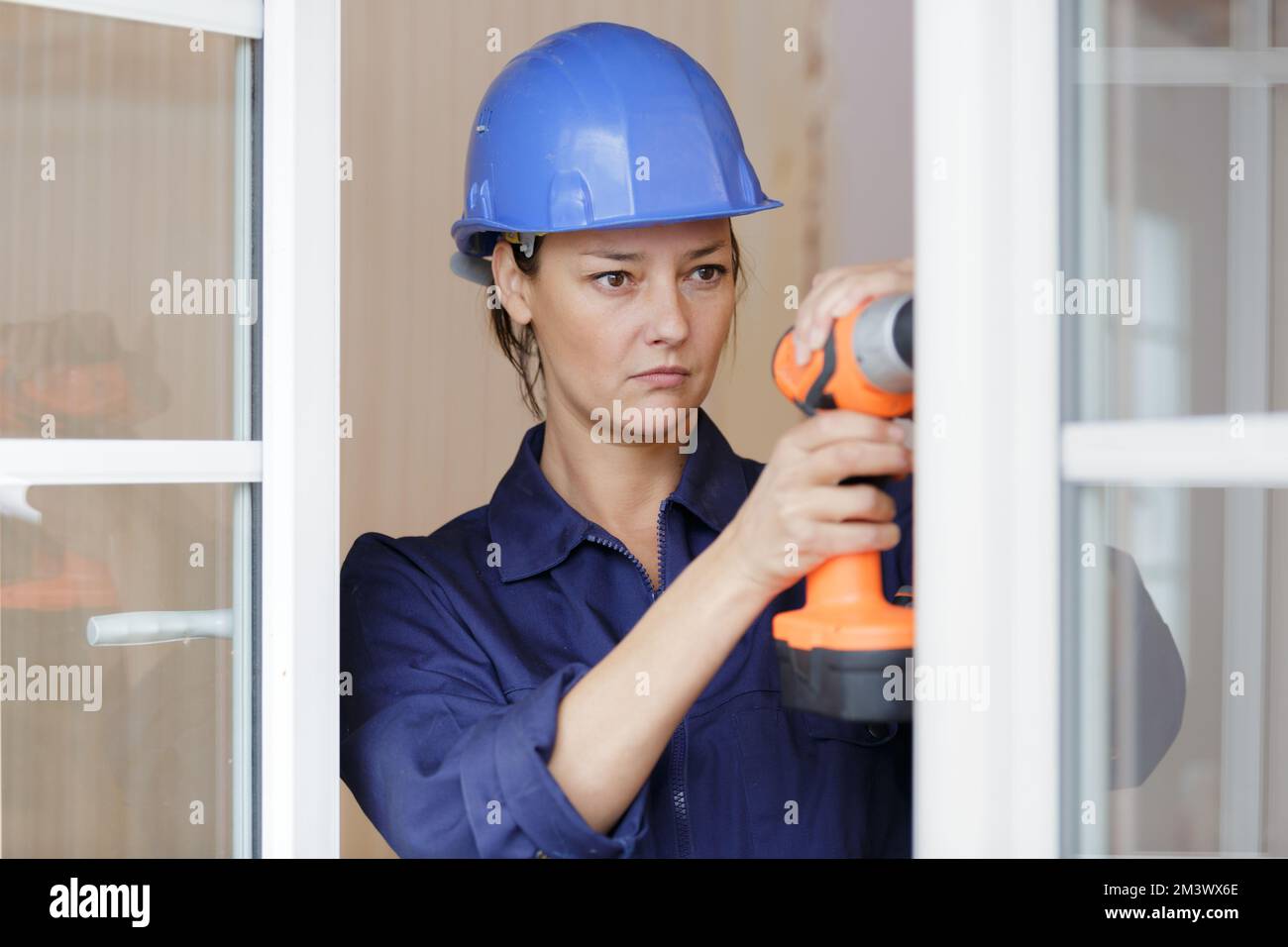 Installing window double glazing hi-res stock photography and images ...