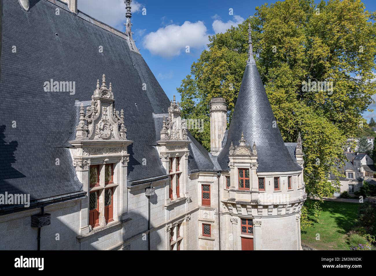 The Tower and Roof of Château d'Azay-le-Rideau Stock Photo - Alamy