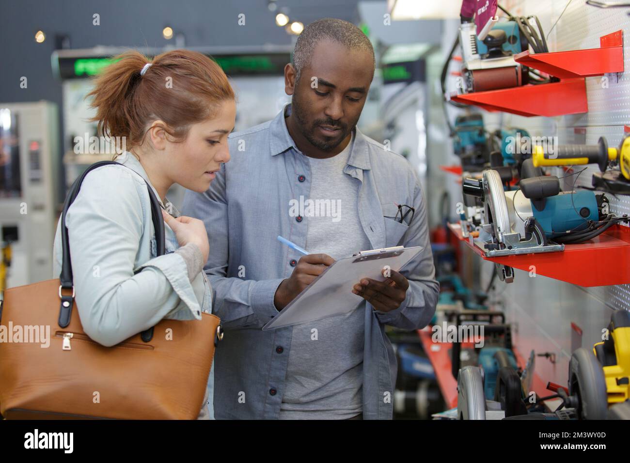 Couple electric goods hi-res stock photography and images - Alamy