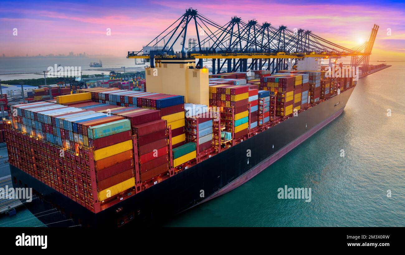Cargo ship time lapse hi-res stock photography and images - Alamy