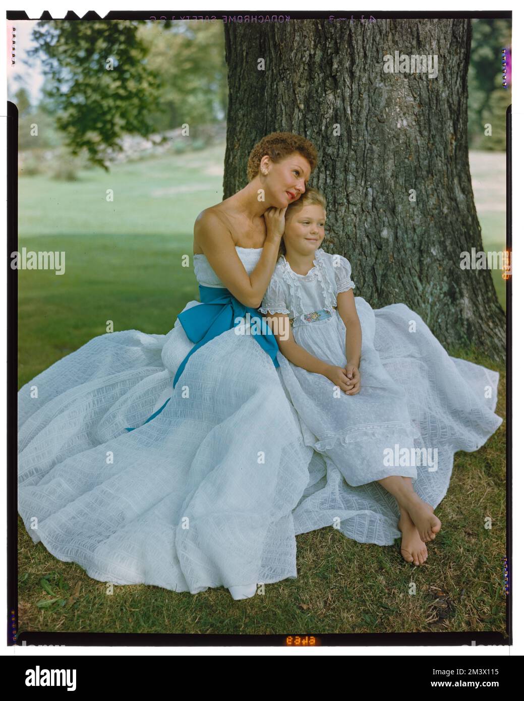 Mary Martin and daughter, Heller, Toni Frissell, Antoinette Frissell ...