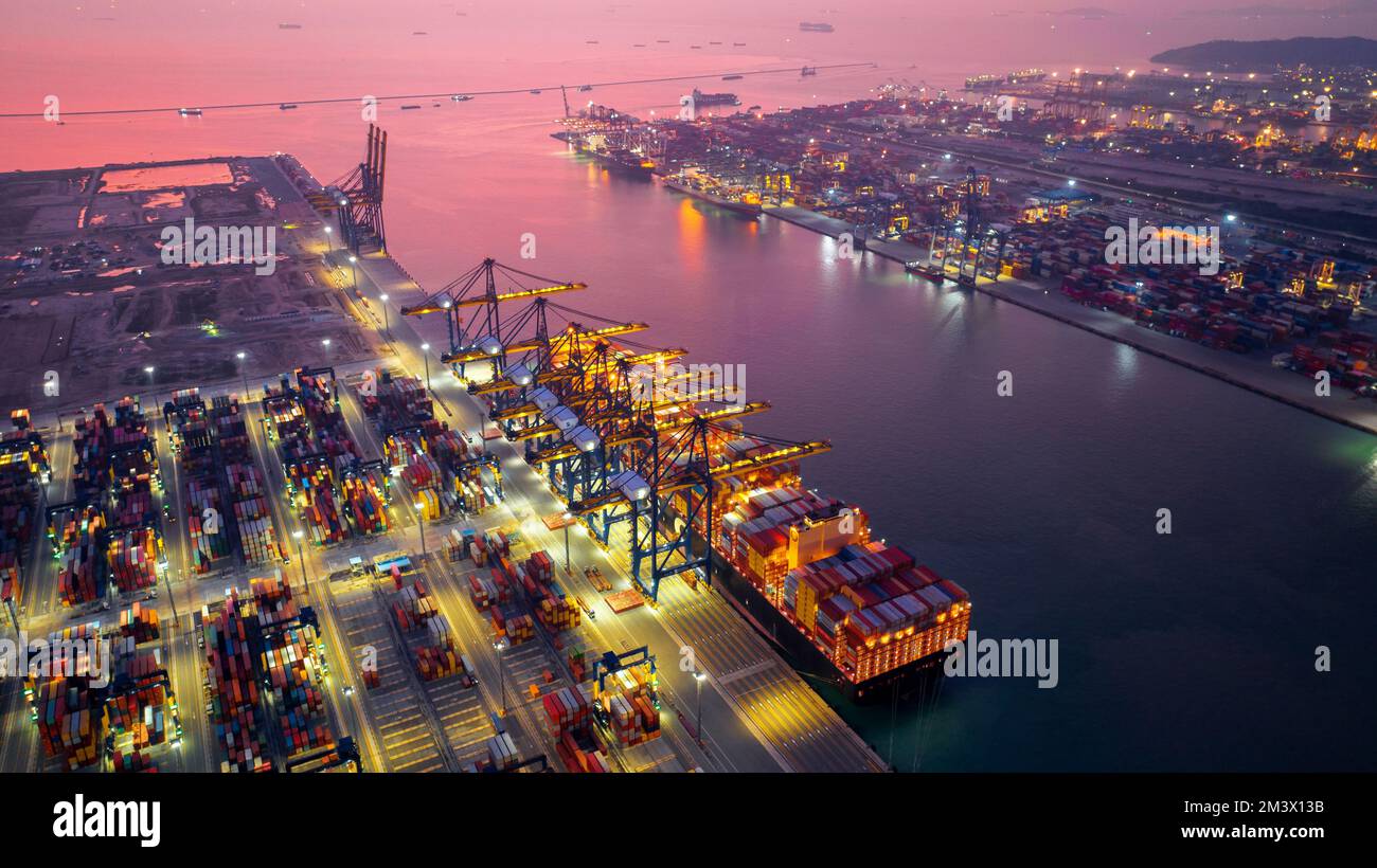 Container ship time lapse hi-res stock photography and images - Alamy