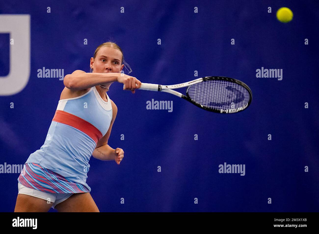 AMSTELVEEN, NETHERLANDS - DECEMBER 14: Suzan Lamens plays a forehand in ...