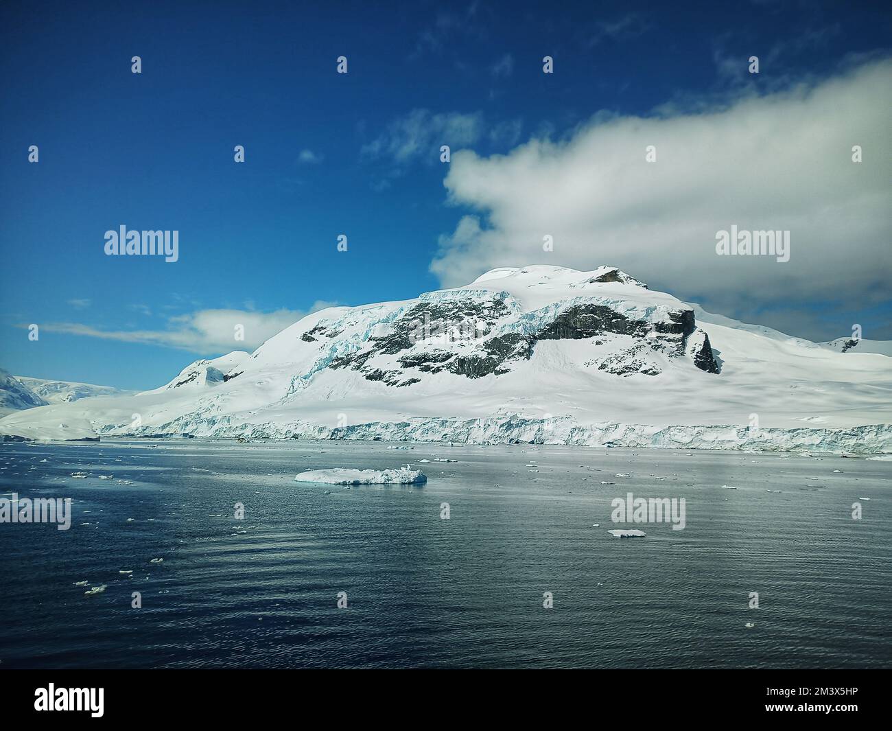 antarctica,antartica,antarctica landscape,nature,ice filled mountains ...
