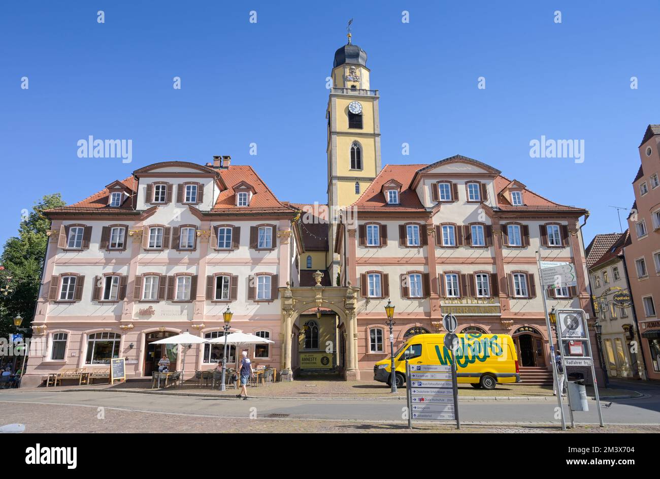 Bürgerhäuser, Marktplatz, Altstadt, Bad Mergentheim, Baden-Württemberg, Deutschland Stock Photo ...