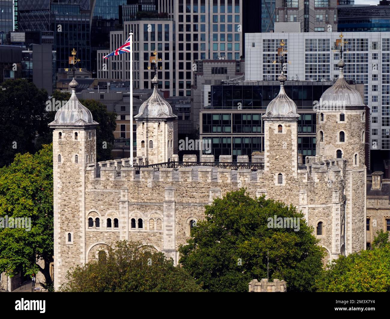The White Tower, Tower of London, His Majesty's Royal Palace, a popular ...