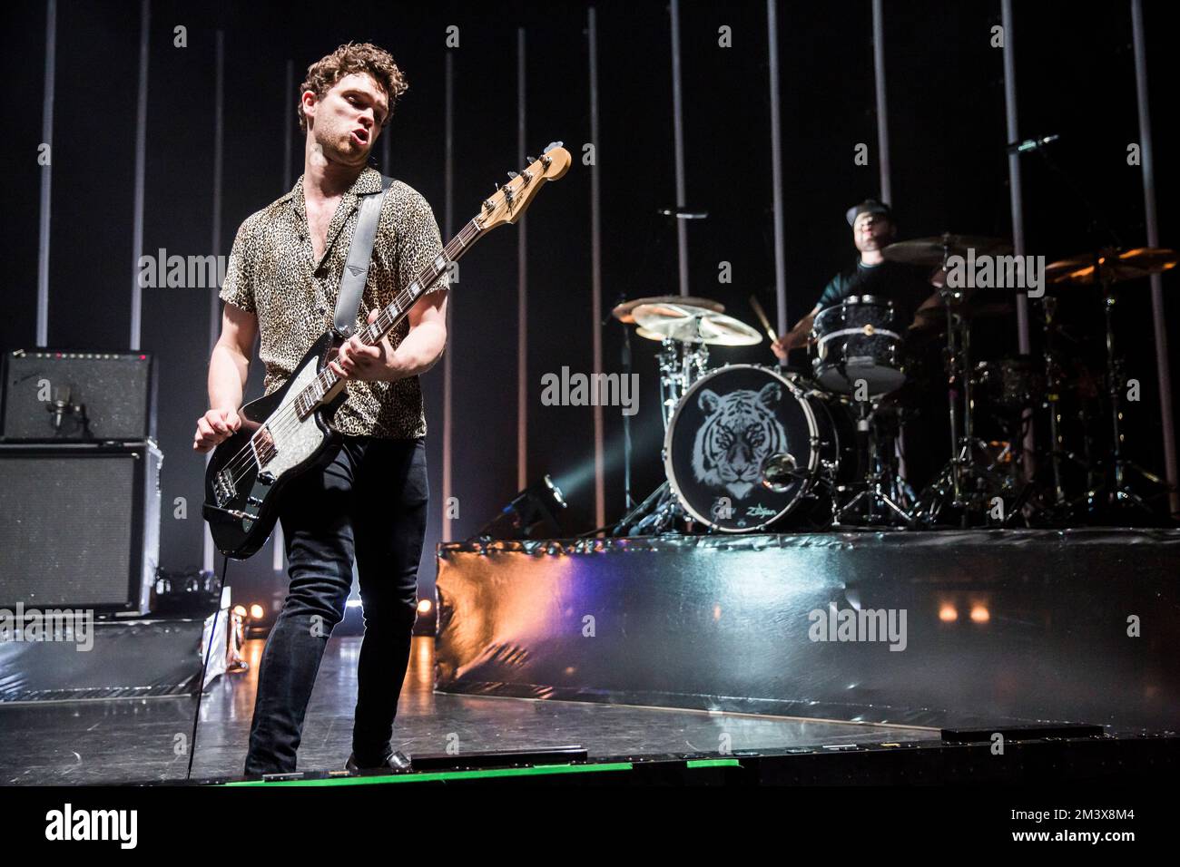 Royal blood playing live hi-res stock photography and images - Alamy