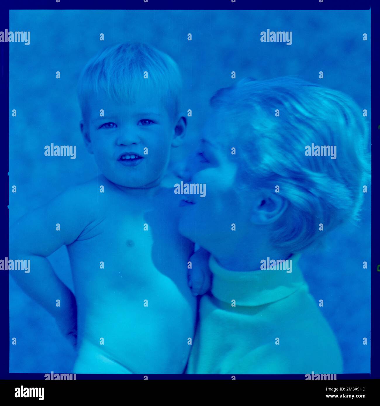 Pat Lambert with son, Toni Frissell, Antoinette Frissell Bacon, Antoinette Frissell Stock Photo ...