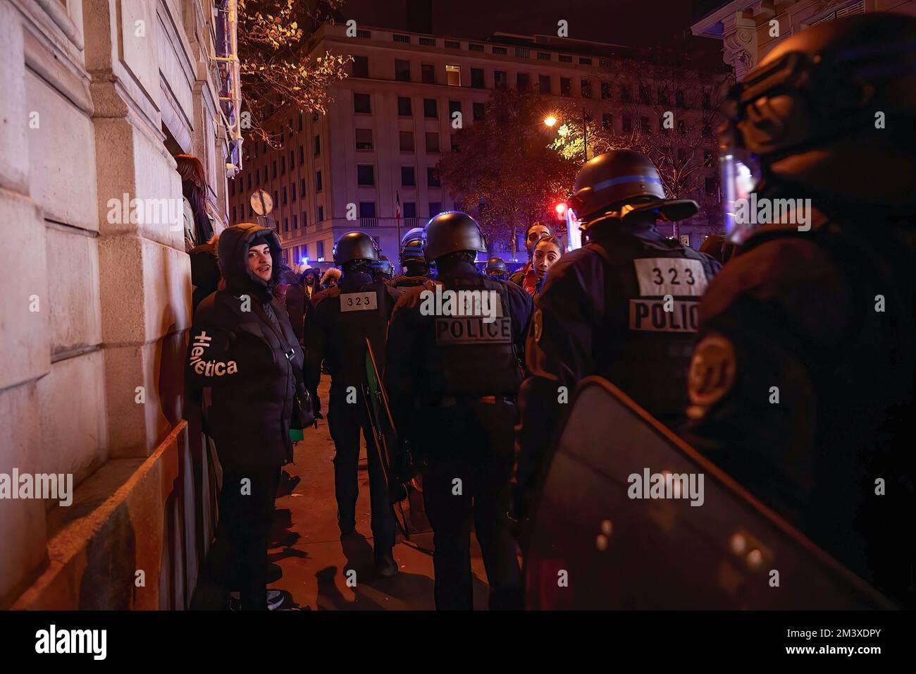 Paris, France. 14th Dec, 2022. French gendarmerie riot police keep ...