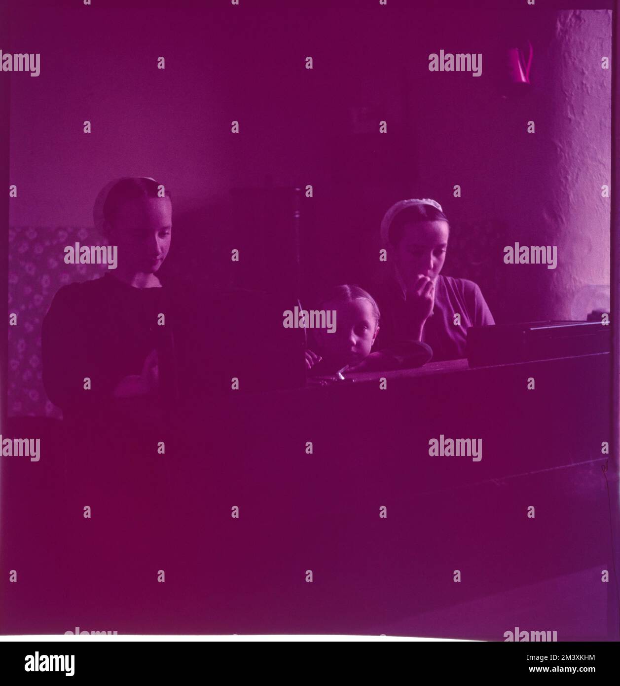 Bible Pix - Amish Color, Toni Frissell, Antoinette Frissell Bacon ...