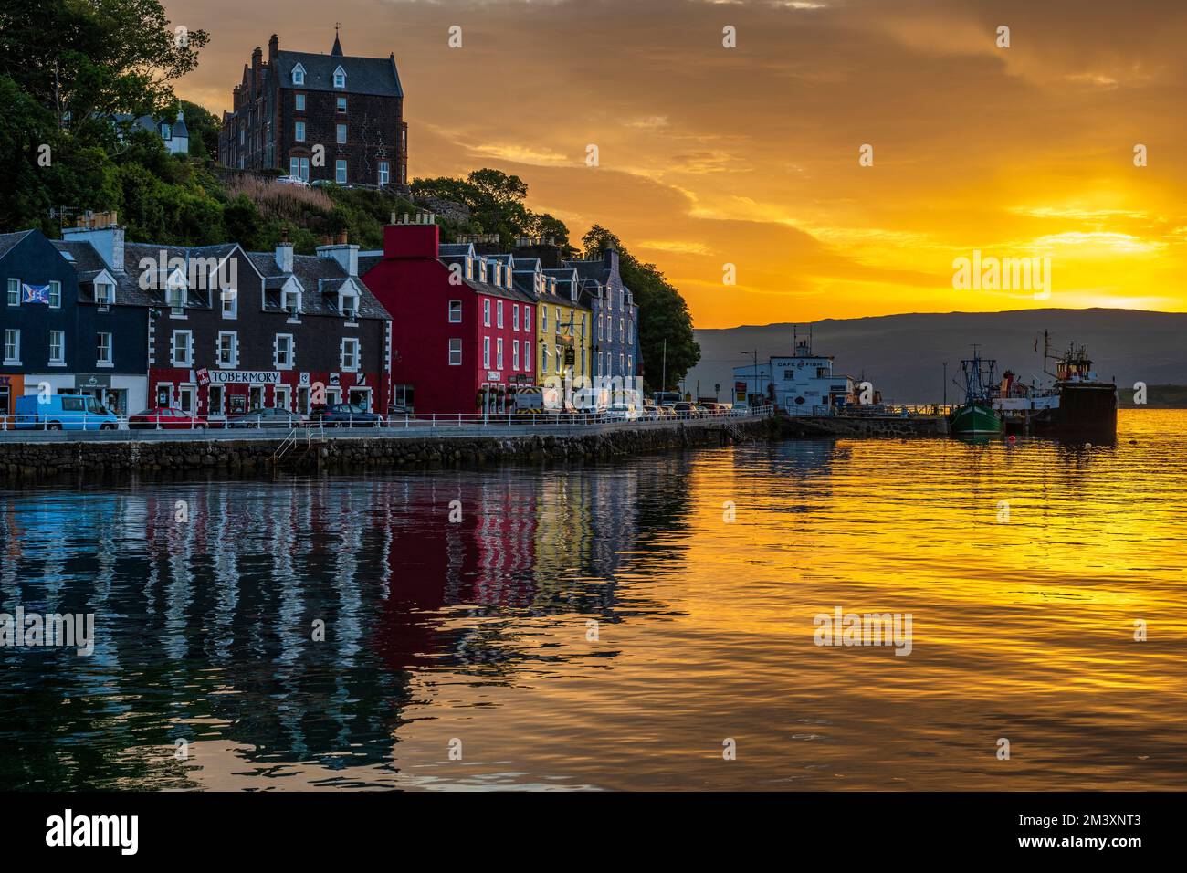 Tobermory harbour and waterfront at sunrise - Tobermory, Isle of Mull ...
