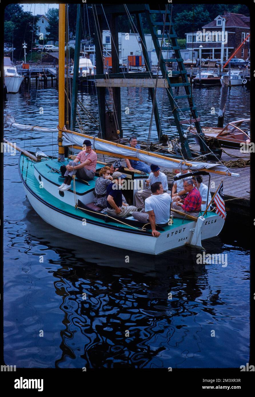Rowing, Harvard-Yale Regatta , Toni Frissell, Antoinette Frissell Bacon ...