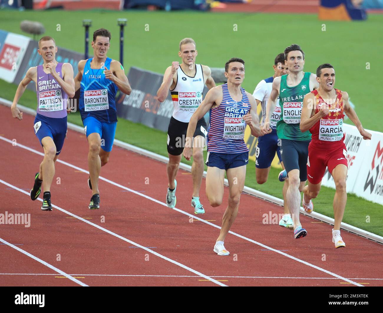 Crestan eliott hi-res stock photography and images - Alamy