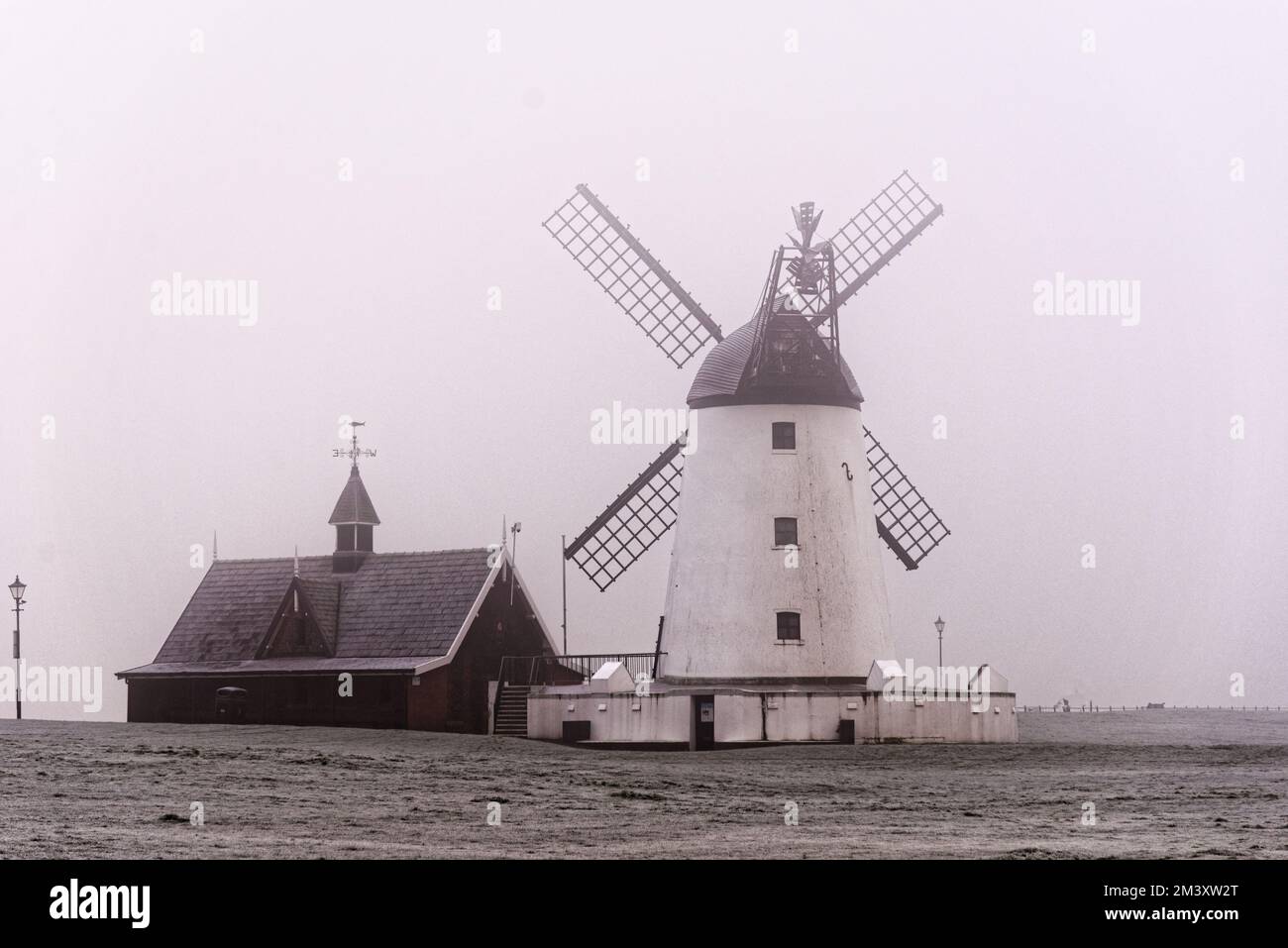 Oldwindmill hi-res stock photography and images - Alamy