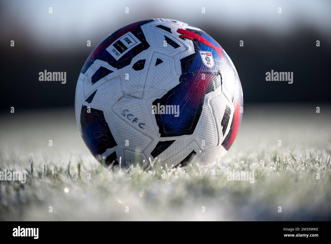 PUMA Official Match Ball EFL 22/23 Stock Photo - Alamy