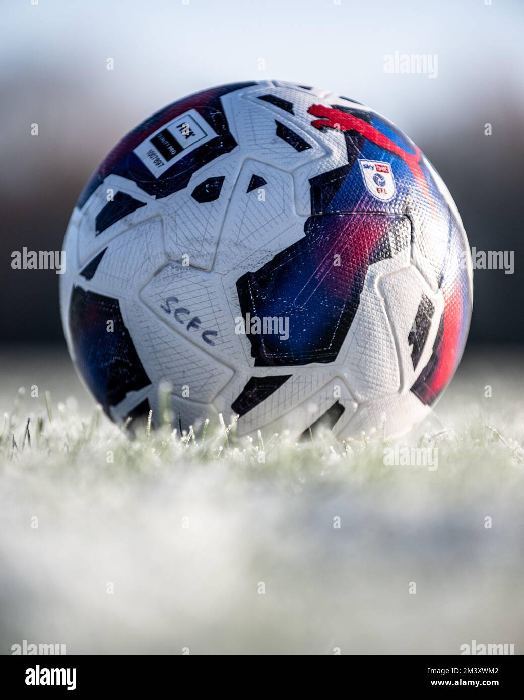 PUMA Official Match Ball EFL 22/23 Stock Photo - Alamy